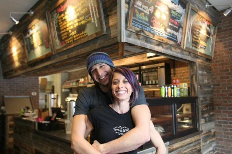 Fundraiser for Tara Picklo by Robin Wagner : Support Nate and Tara Picklo!