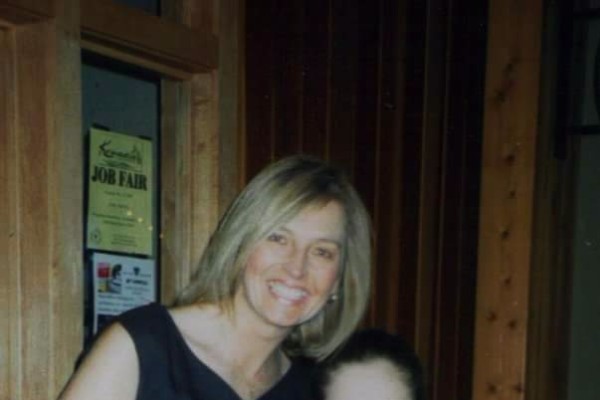 Fundraiser for Susan Mackie by Holly SOPER : Sue Mackie kick cancer fund