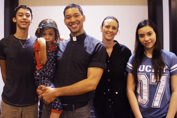 Fundraiser by Stephen James Lunn : The Lunn Family Ministry Visas