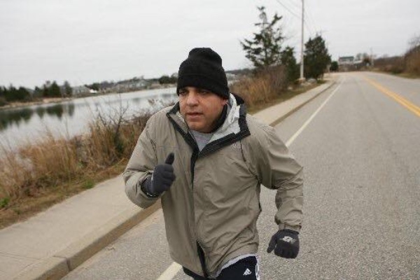 Fundraiser by Jay Abate : Frank Abate Jr. chases down cancer.