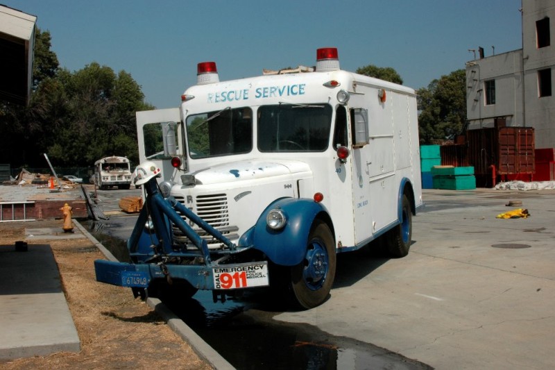 Fundraiser for Darrell Gilbert by Hiddo Horlings : 53 Reo Civil Defense ...