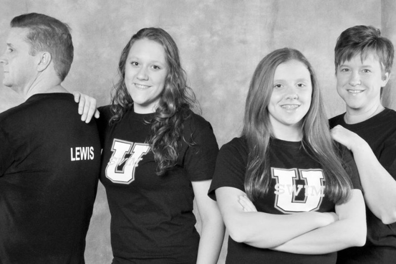 Fundraiser for Julie Lewis by Renee Kidd Elliott : My Girls