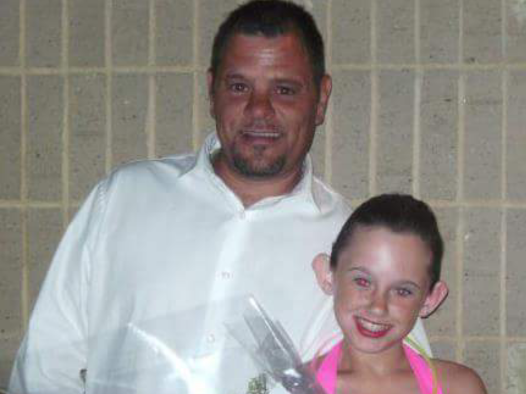 Fundraiser by Samantha Capstick : Taylor Eichenlaub