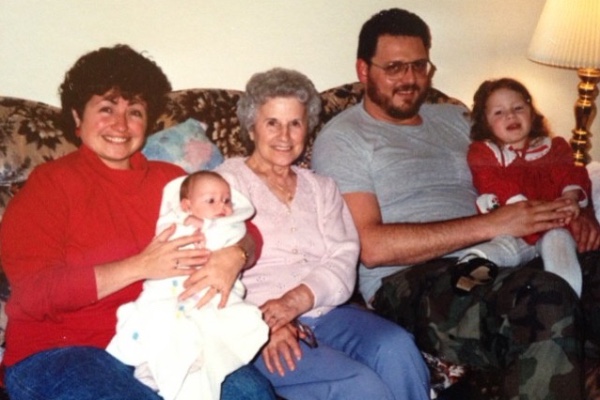 Fundraiser for Helen Conley by Kate Sisson : Lend a Hand to Helen