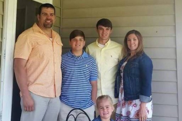 Fundraiser for Ashlee Pearce by Amanda Watson : Keith and Ashlee Pearce