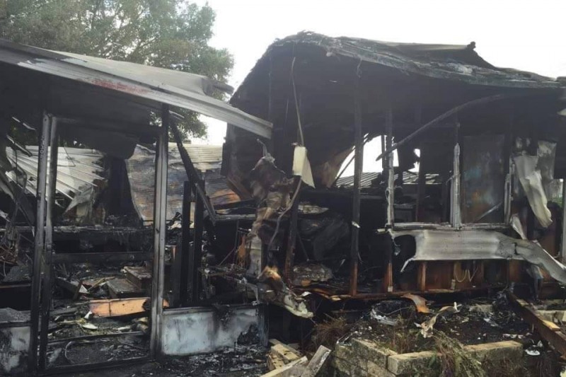 Fundraiser for Kara Florek by Robin Bidwell : Lost It All In Christmas ...