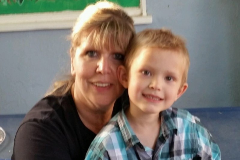 Fundraiser for Connie Caton by Edla Riley Gerard : Connie's need for knees