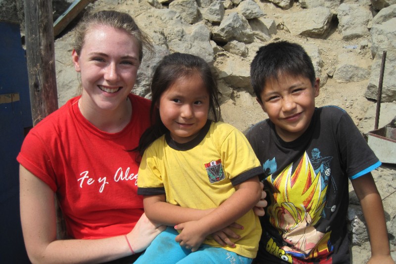 Fundraiser by Stephanie VR : Steph's Volunteer Trip